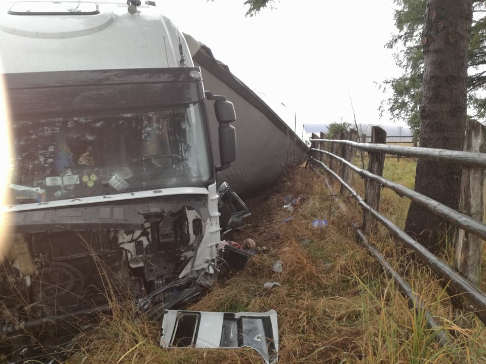 Două accidente între Perșani și Făgăraș. Două persoane decedate ...