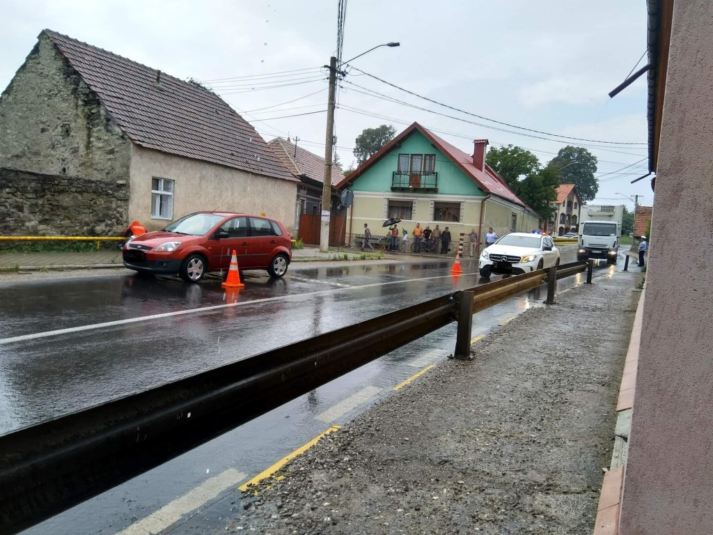 Perșani: Pietonul era angajat în traversarea neregulamentară a străzii ...