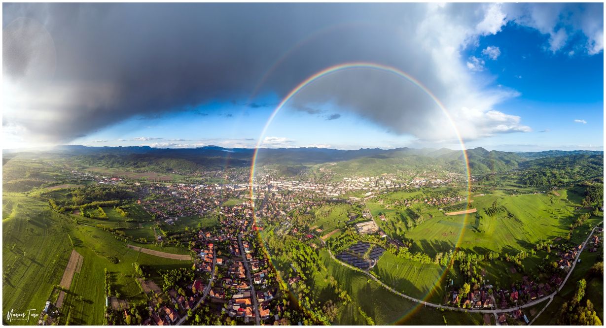 Curcubeul care apare foarte rar. A fost surprins luni seară - SalutFagaras
